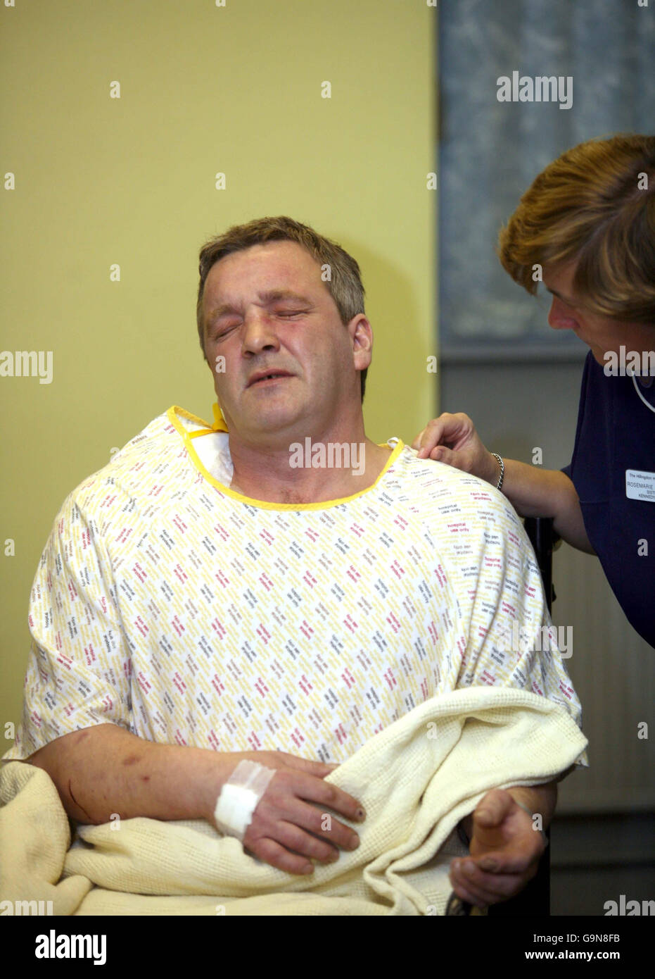 M4 coach crash Stock Photo - Alamy