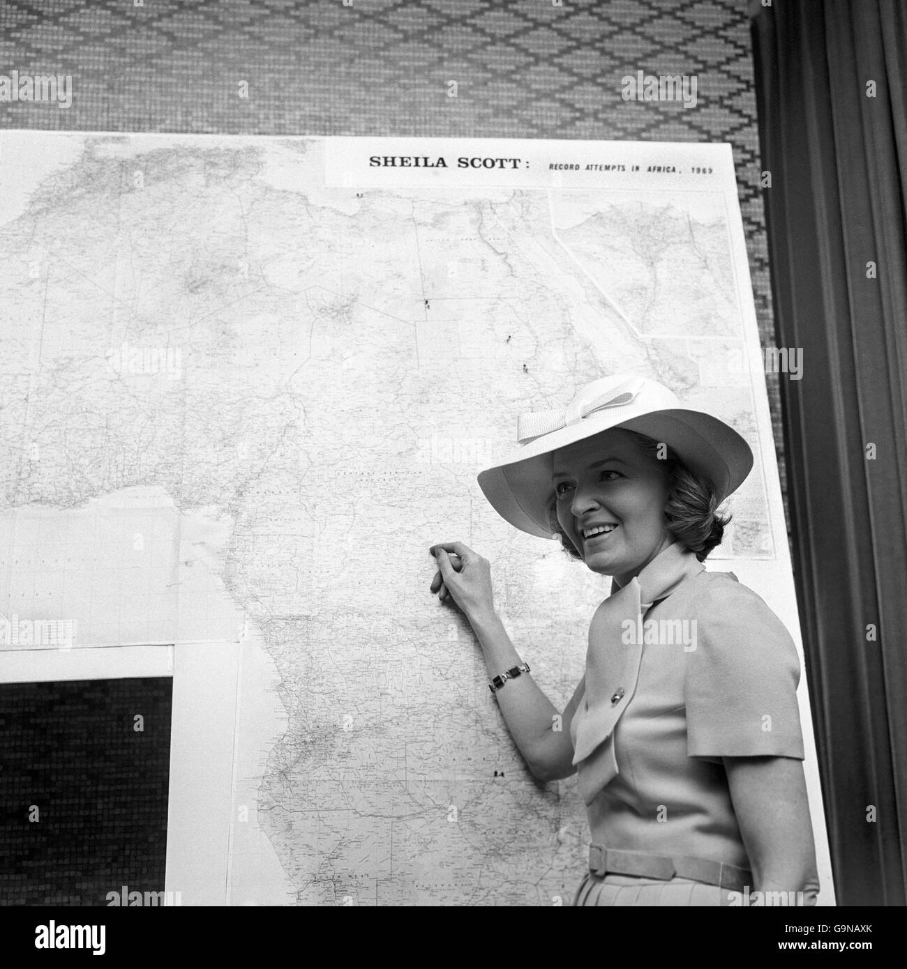 Flying on light Black and White Stock Photos & Images - Alamy