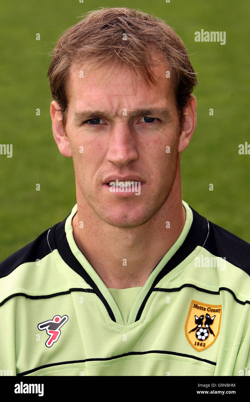 Notts county goalkeeper kevin pilkington hi-res stock photography and ...