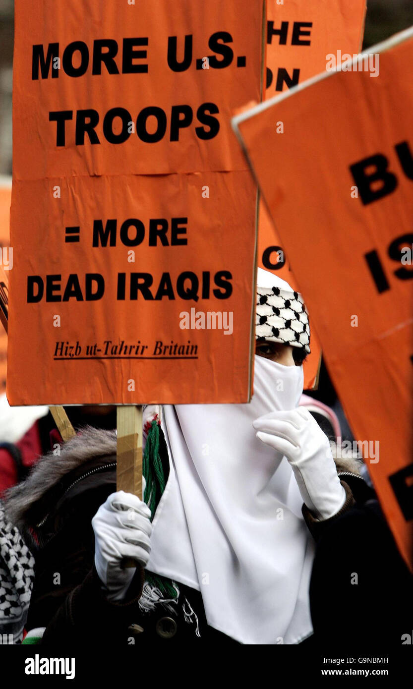 Muslim protest in central London Stock Photo - Alamy