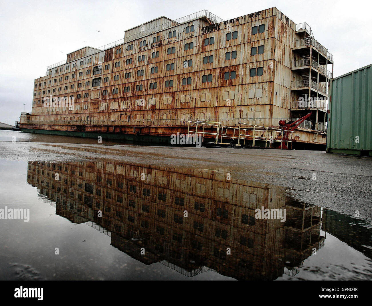 The bibby renaissance prison ship which is 400ft long hi-res stock ...