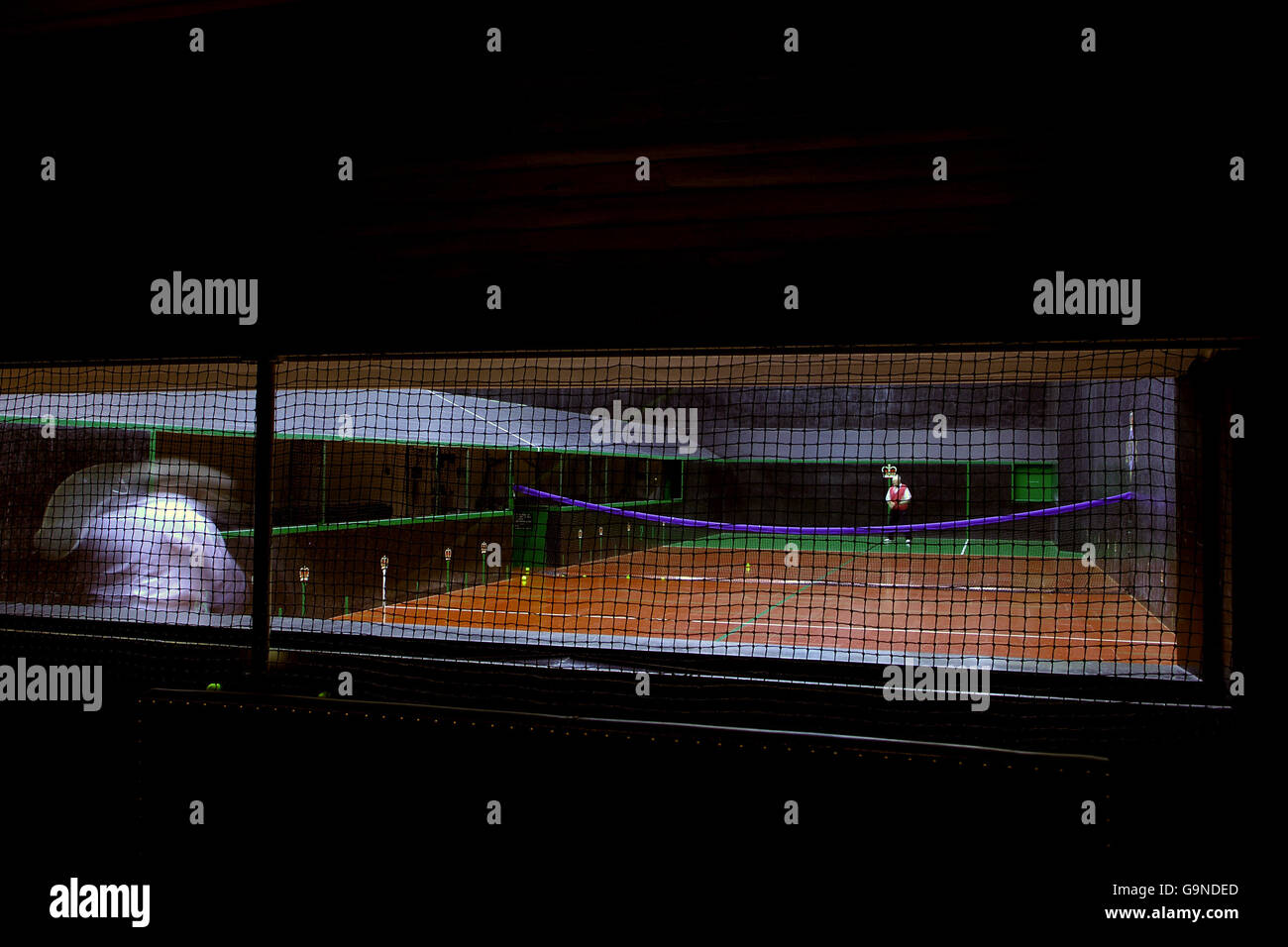 Rackets real tennis hi-res stock photography and images - Alamy