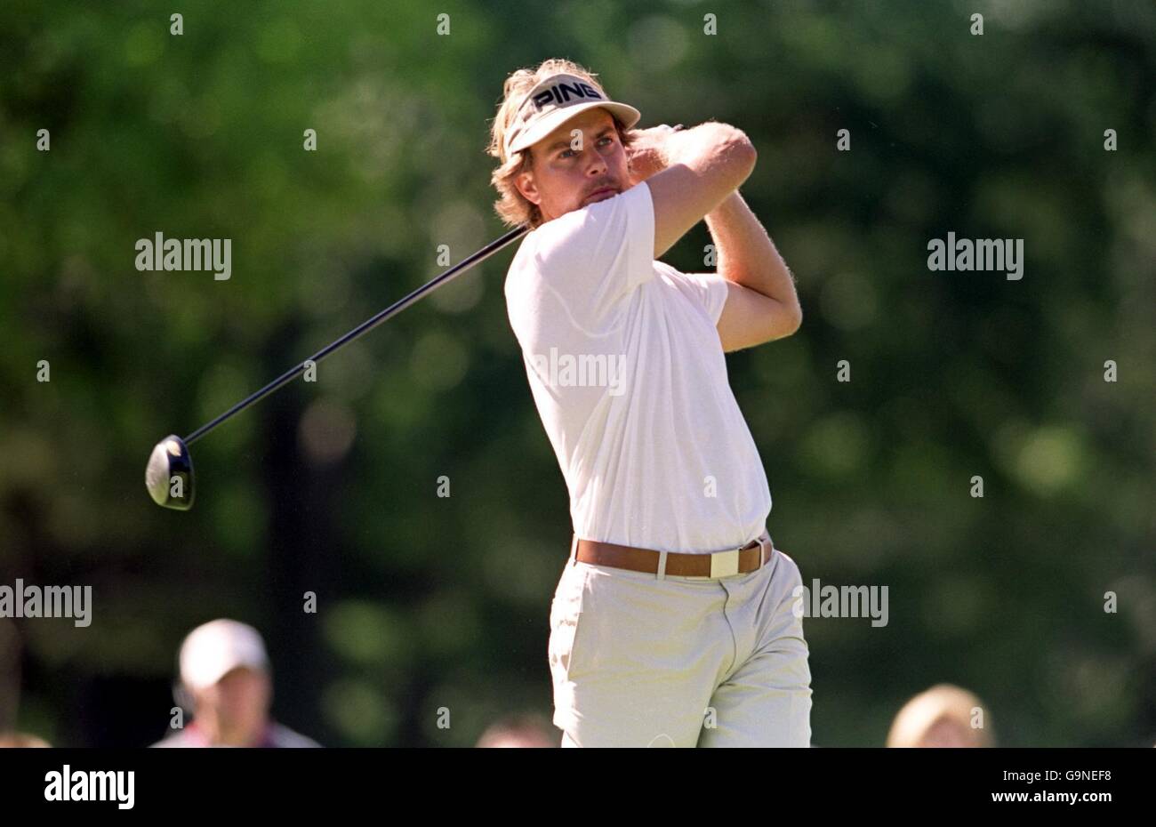 Swedens gabriel hjertstedt drives off 16th tee southern hills hi-res ...