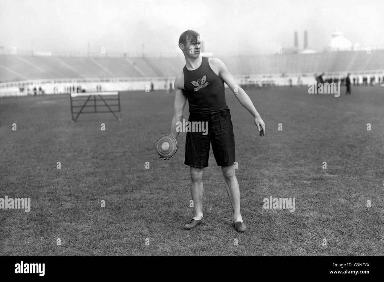 Athletics - London Olympic Games 1908 - Discus - Final - White City ...