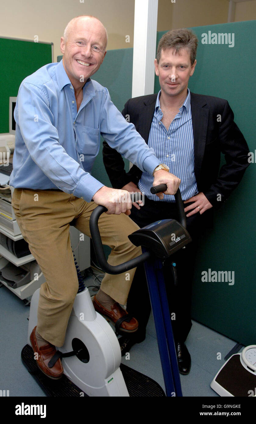 500K cash, whilst watched by the expedition leader of Xtreme Everest Dr ...