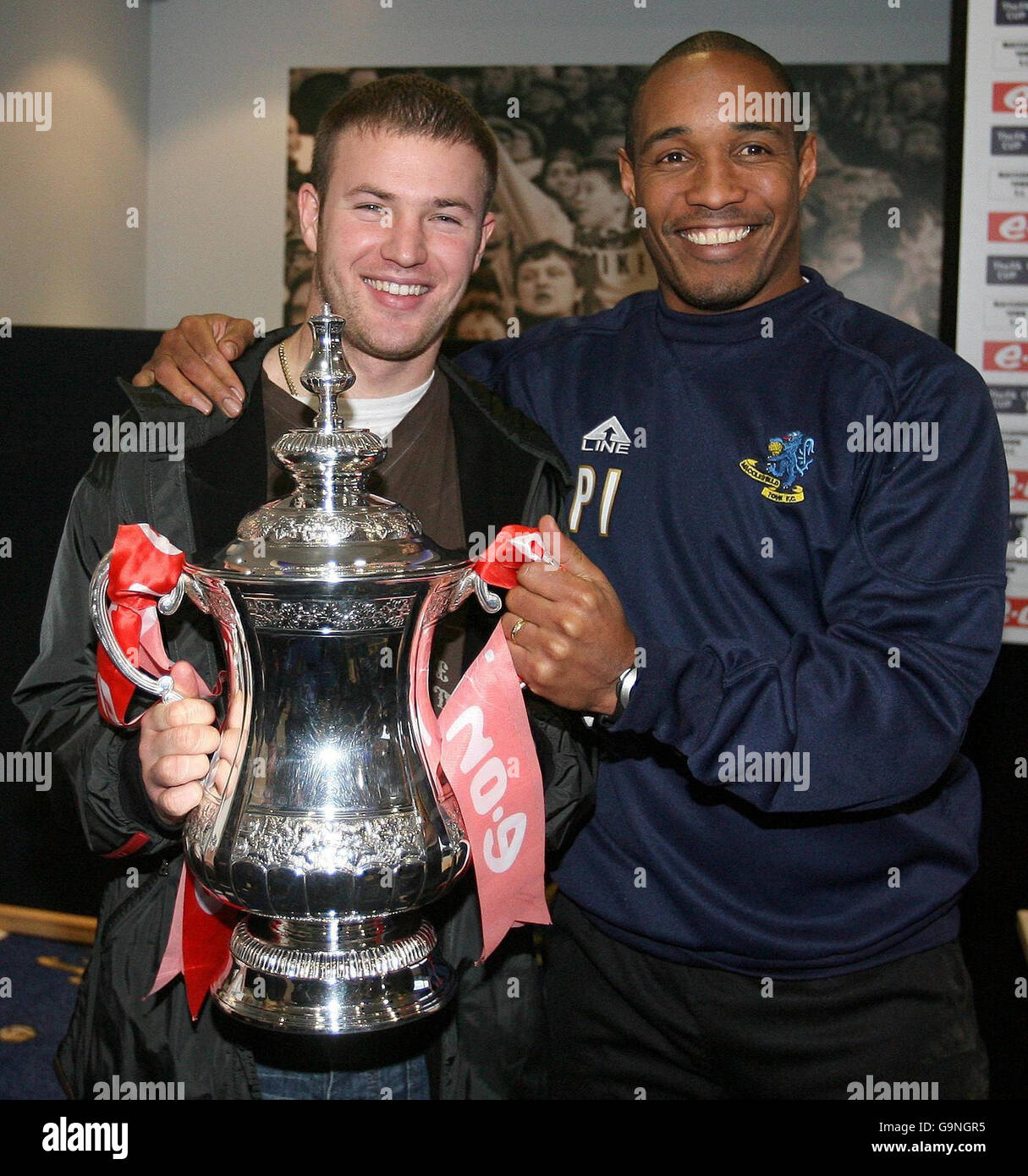 Macclesfield Town manager Paul Ince (right with Alan Navarro holding ...
