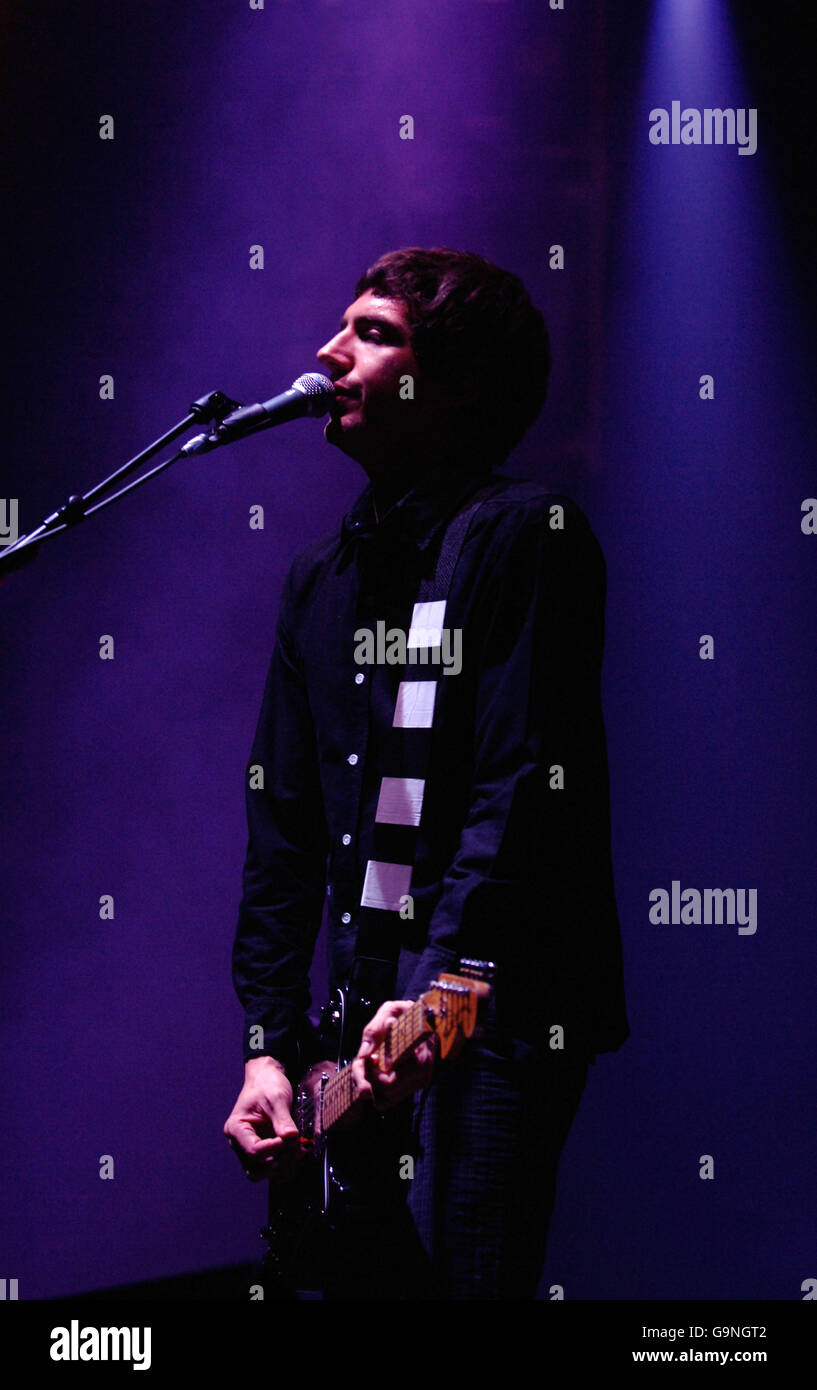 Snow Patrol live at Wembley Arena - London. Snow Patrol performing at ...