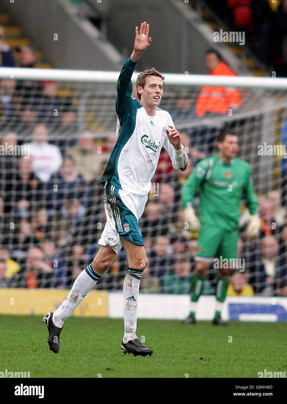 Liverpools peter crouch celebrates hi-res stock photography and images ...