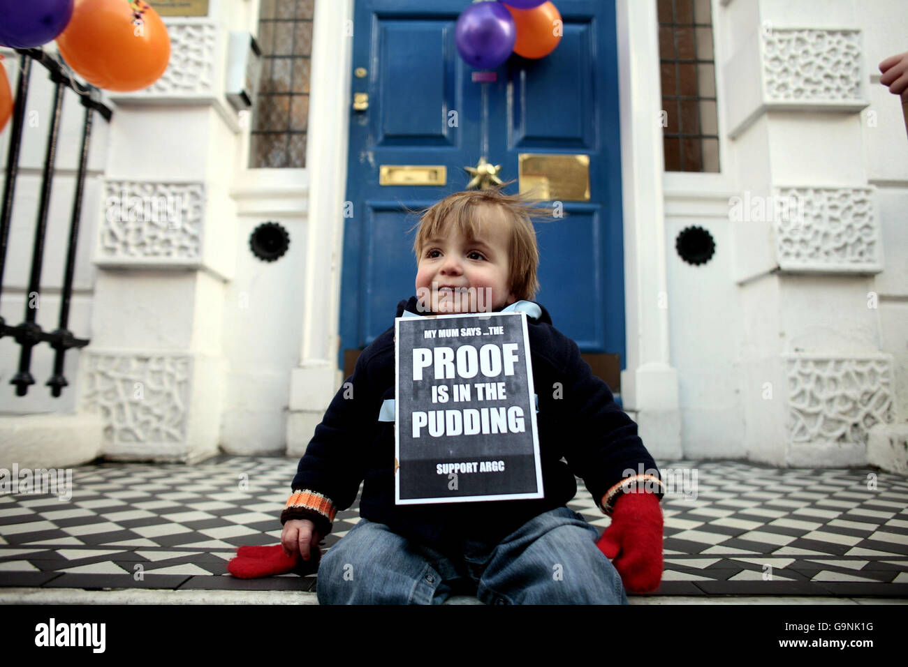 Protest party supports IVF doctor Stock Photo - Alamy