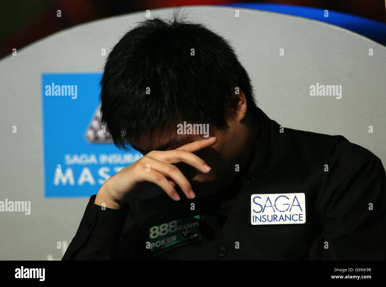 Snooker saga insurance masters final wembley arena hi-res stock ...