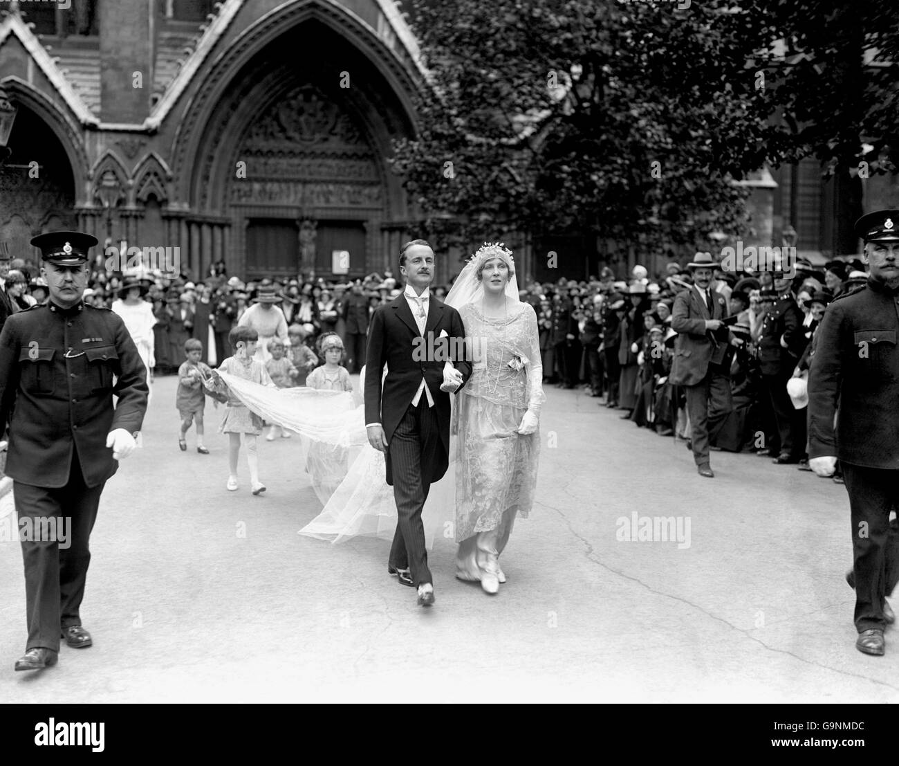 Lady diana manners hi-res stock photography and images - Alamy