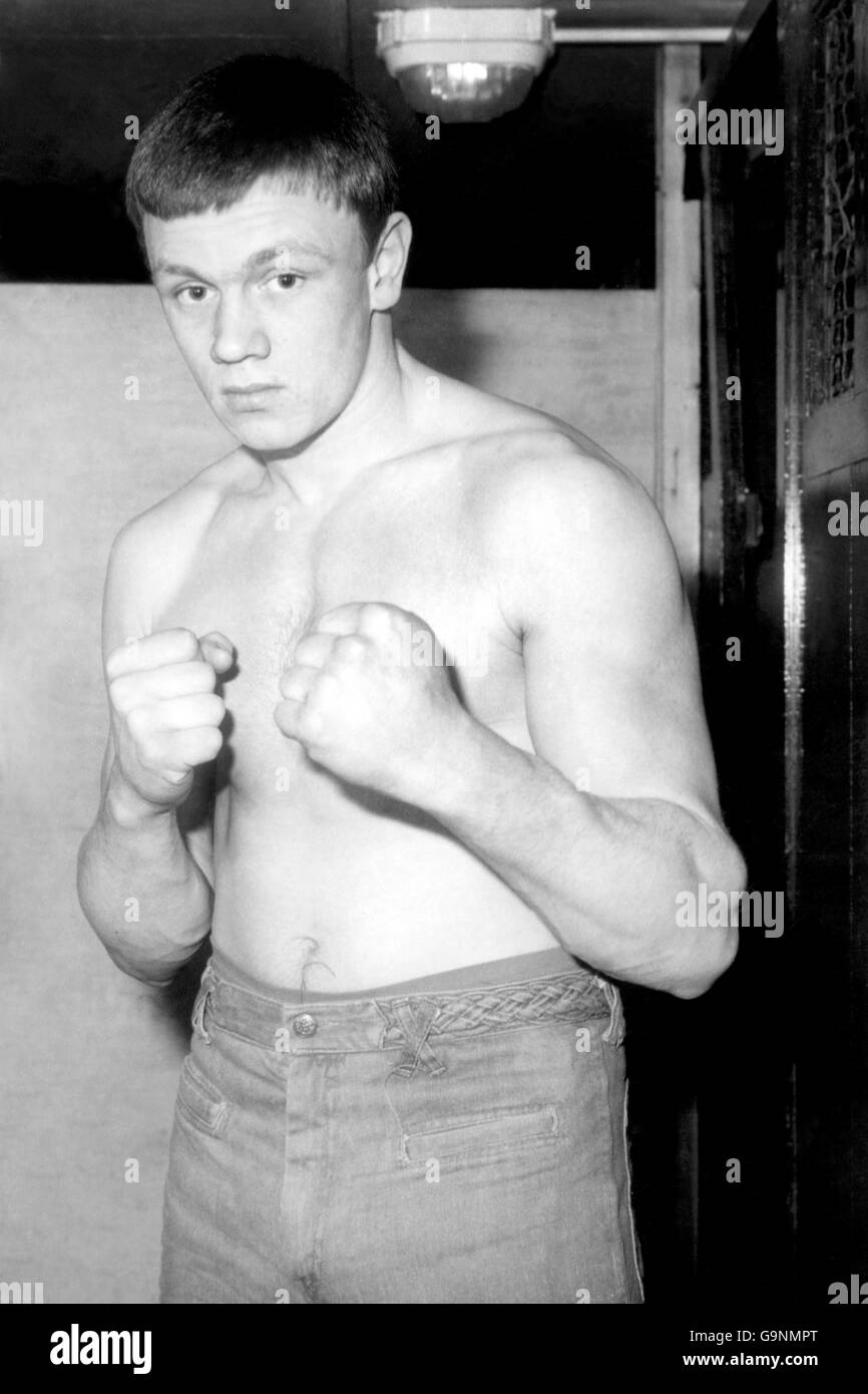 Tony Sibson v Tim McHugh Stock Photo - Alamy