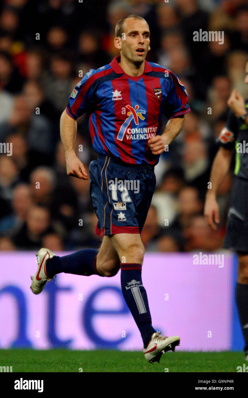 Real madrid v levante hi-res stock photography and images - Alamy