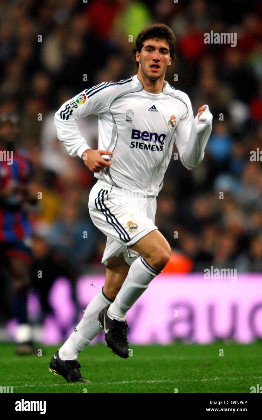 Soccer - Spanish Primera League - Real Madrid v Levante - Santiago ...