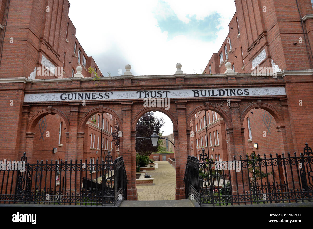Guinness trust london hi-res stock photography and images - Alamy