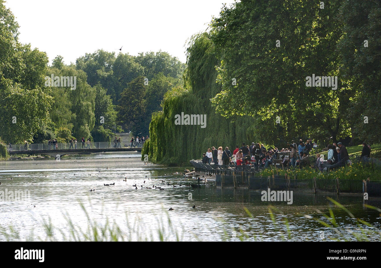 Da Vinci Code London walk Stock Photo - Alamy