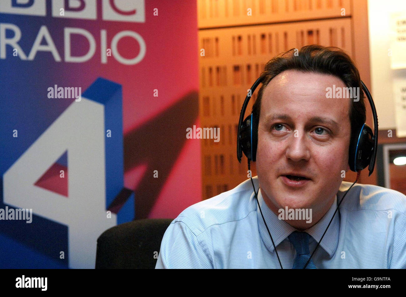 Consumer programme hi-res stock photography and images - Alamy