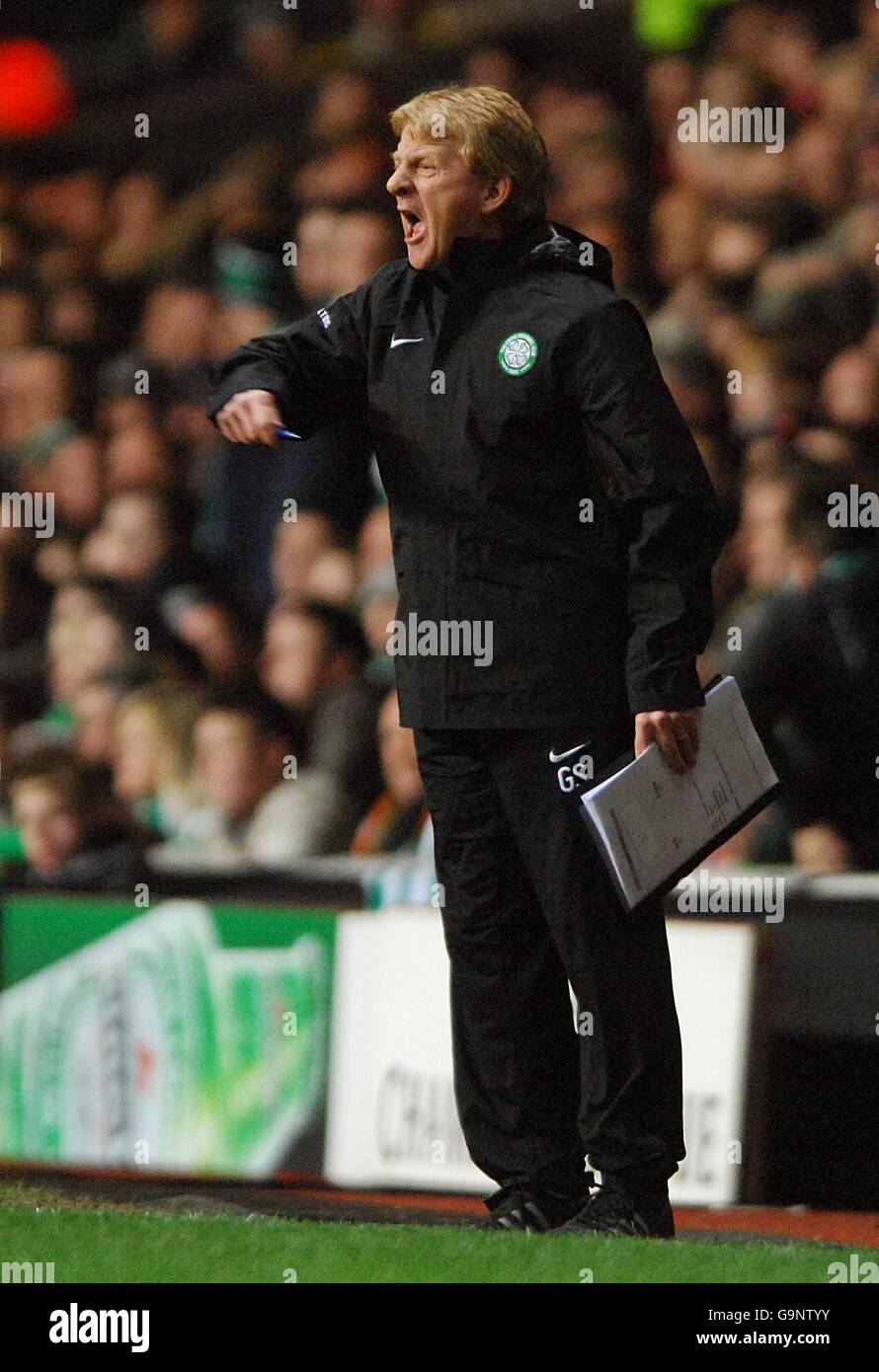 Soccer - UEFA Champions League - First Knockout Round - First Leg ...