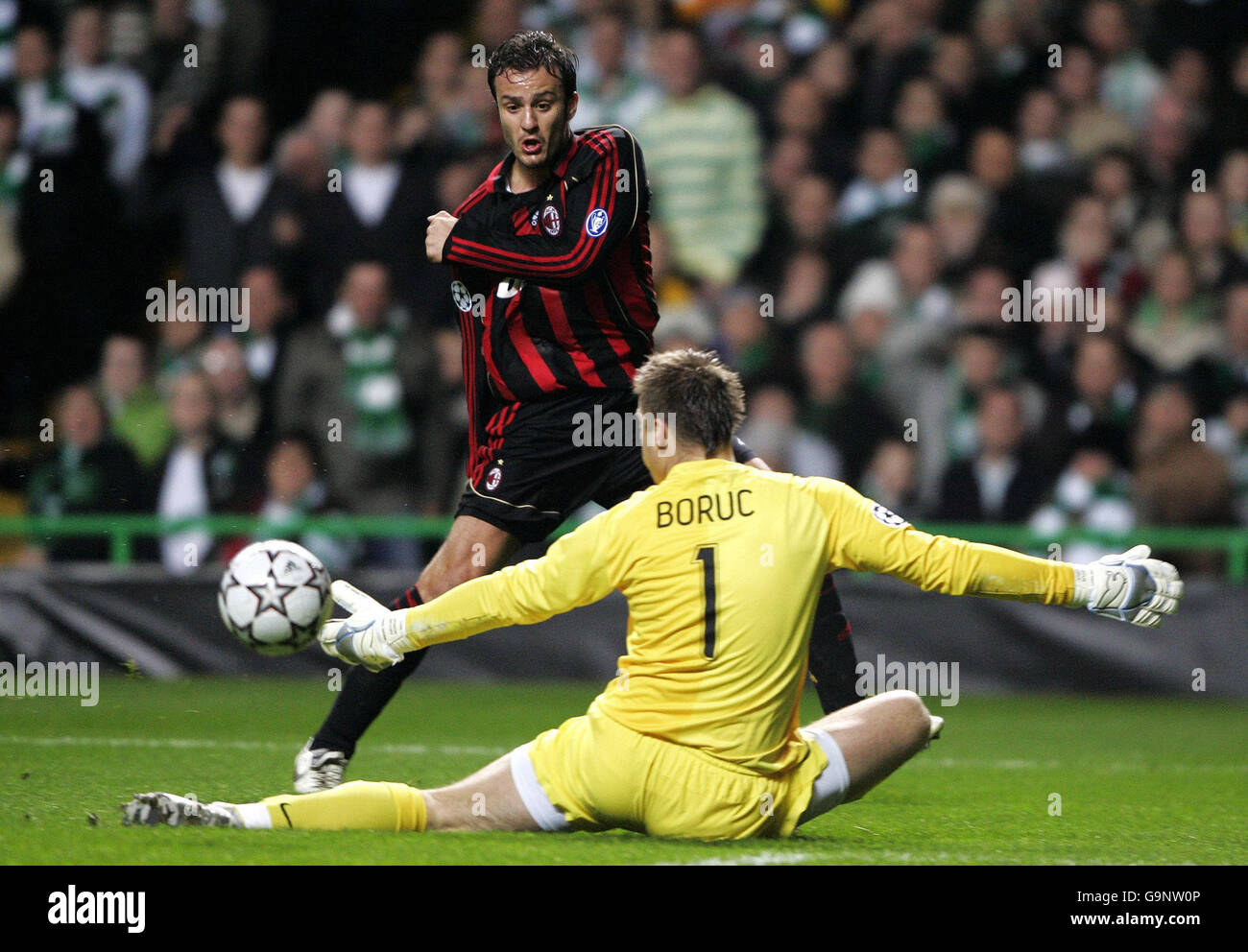 Celtic park artur boruc hi-res stock photography and images - Alamy