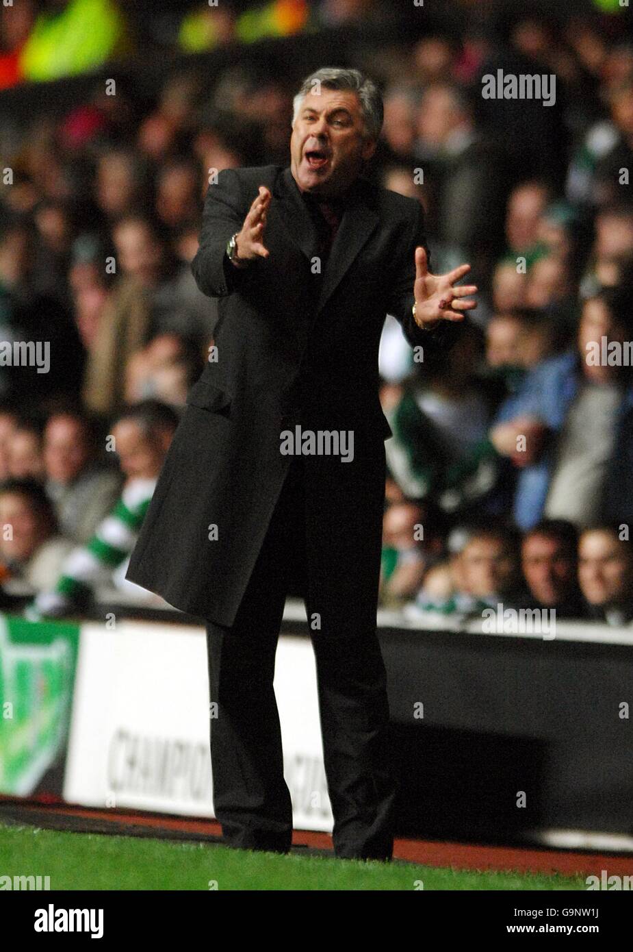 Soccer - UEFA Champions League - First Knockout Round - First Leg - Celtic v AC Milan - Celtic ...