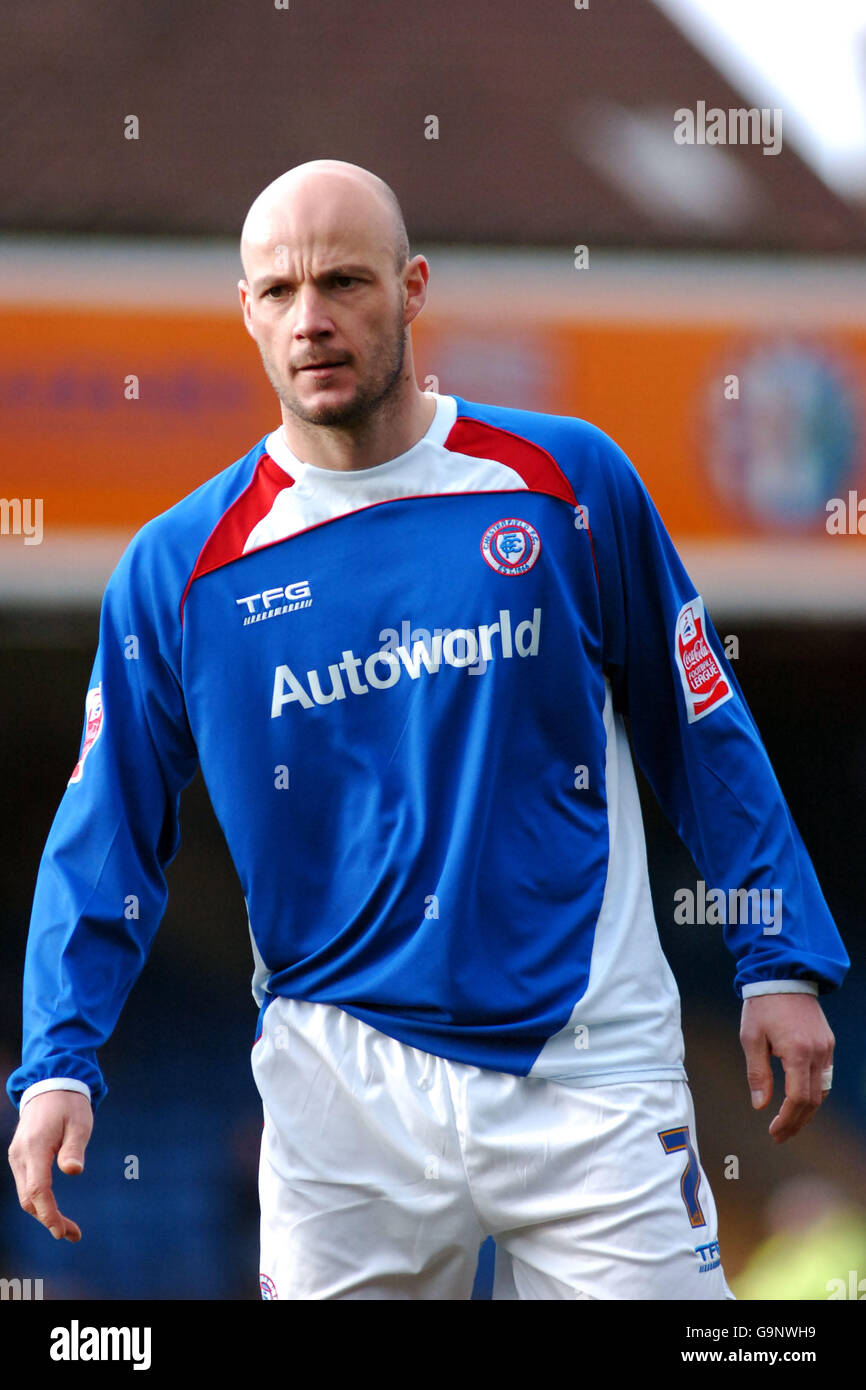 Football paul shaw hi-res stock photography and images - Alamy