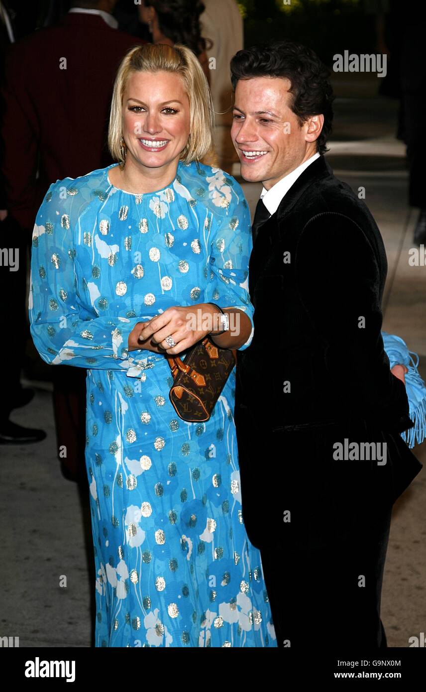 Ioan Gruffudd and Alice Evans arrives for the annual Vanity Fair Party ...