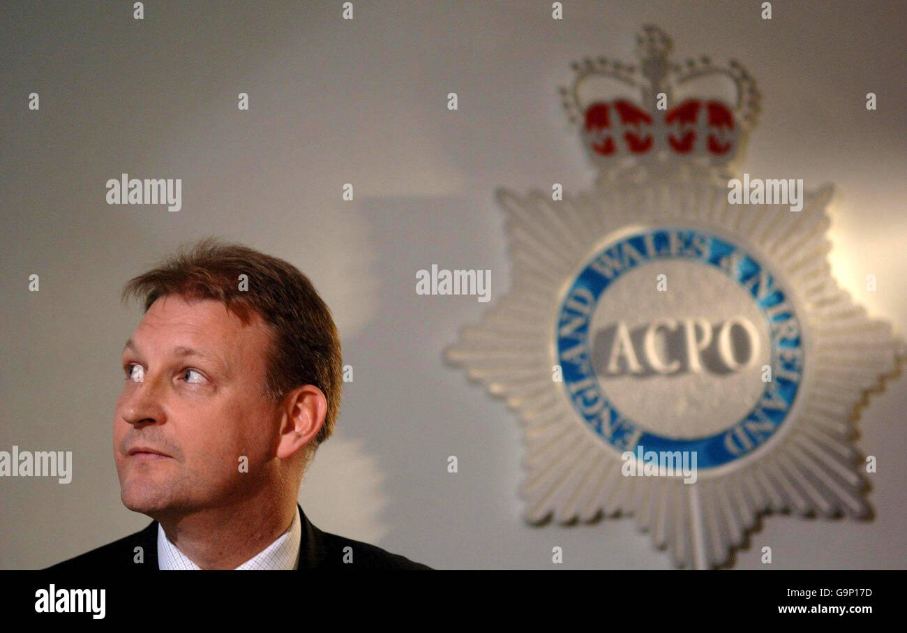 The Association of Chief Police Officers (ACPO) National Coordinator ...