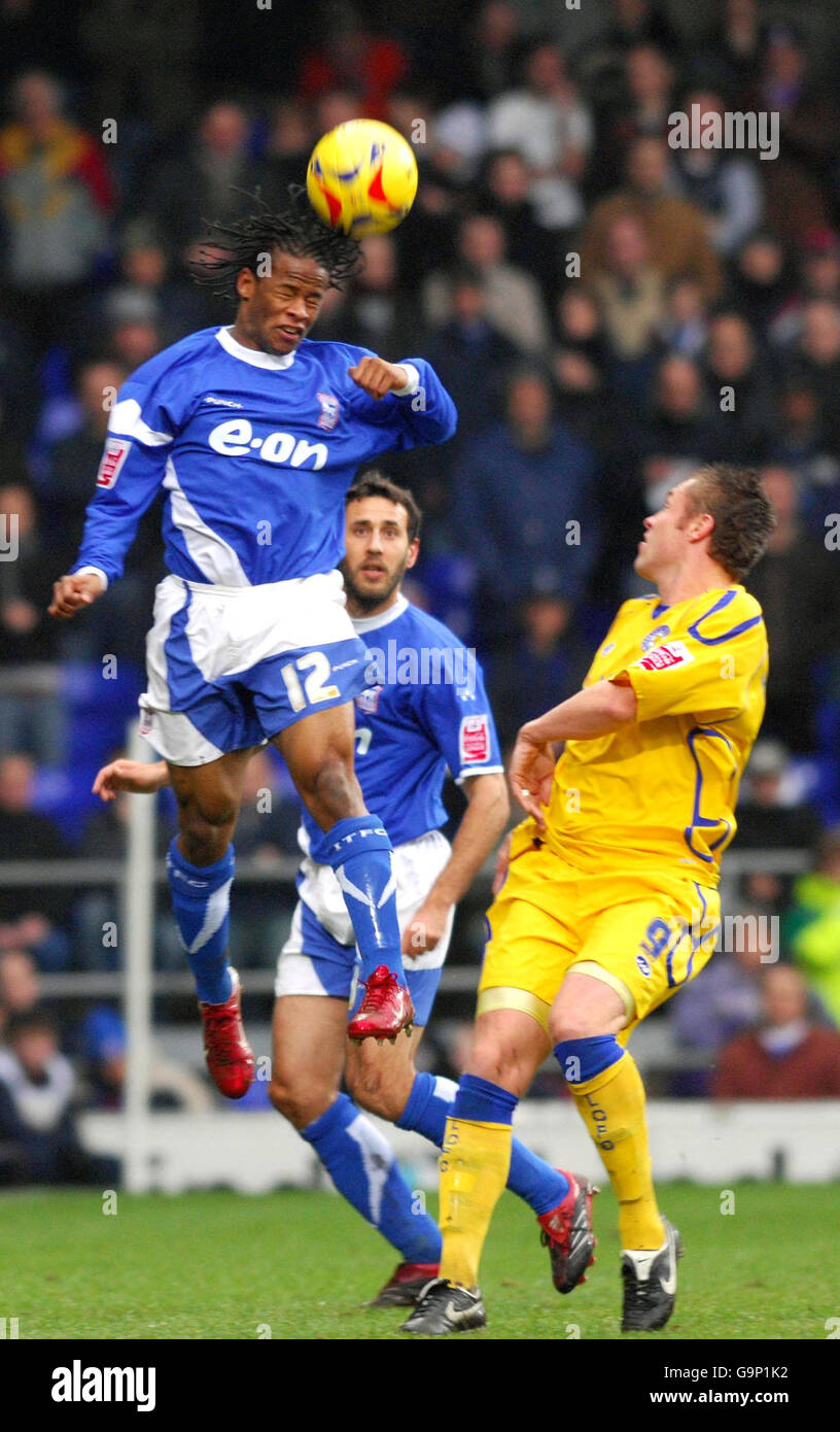 Ipswich's Jaime Peters (left) and Leicester's Geoff Horsefield battle ...