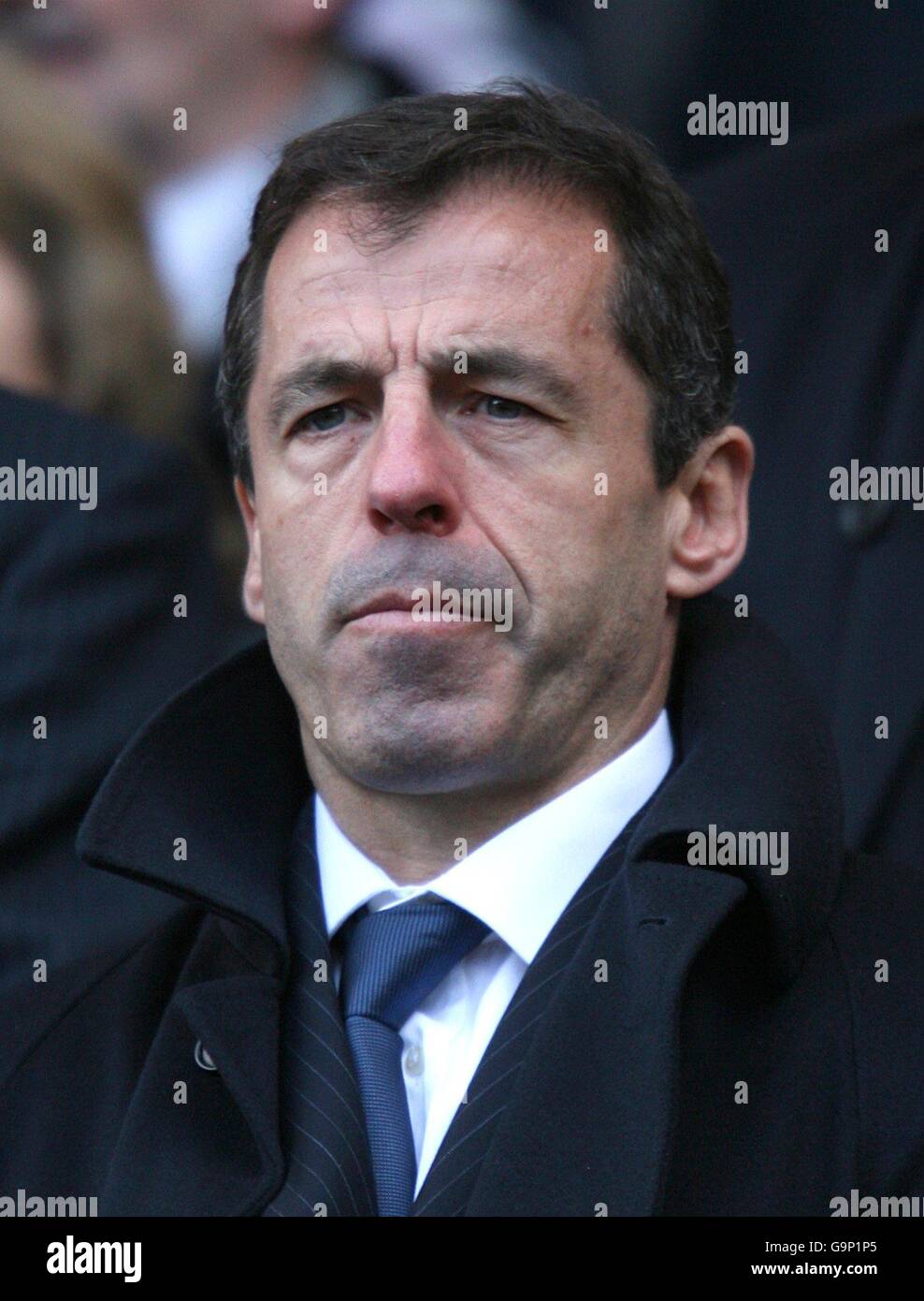 Italys rugby coach pierre berbizier hi-res stock photography and images ...