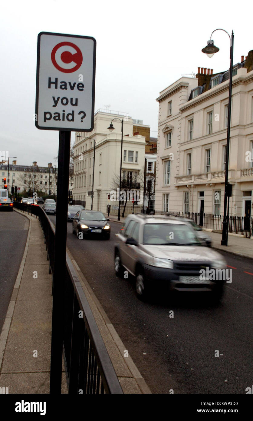 Congestion charge sign on Vauxhall Bridge Road within the existing ...