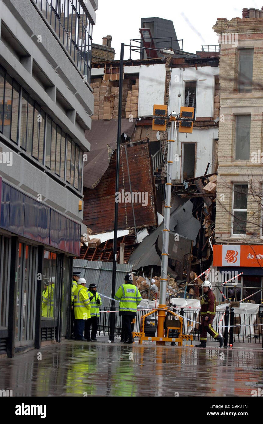London building collapse Stock Photo - Alamy