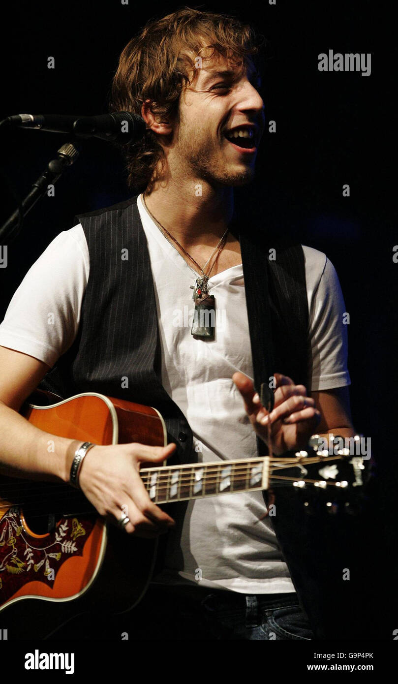 STANDALONE PICTURE. Singer James Morrison soundcheck's at the Carling ...