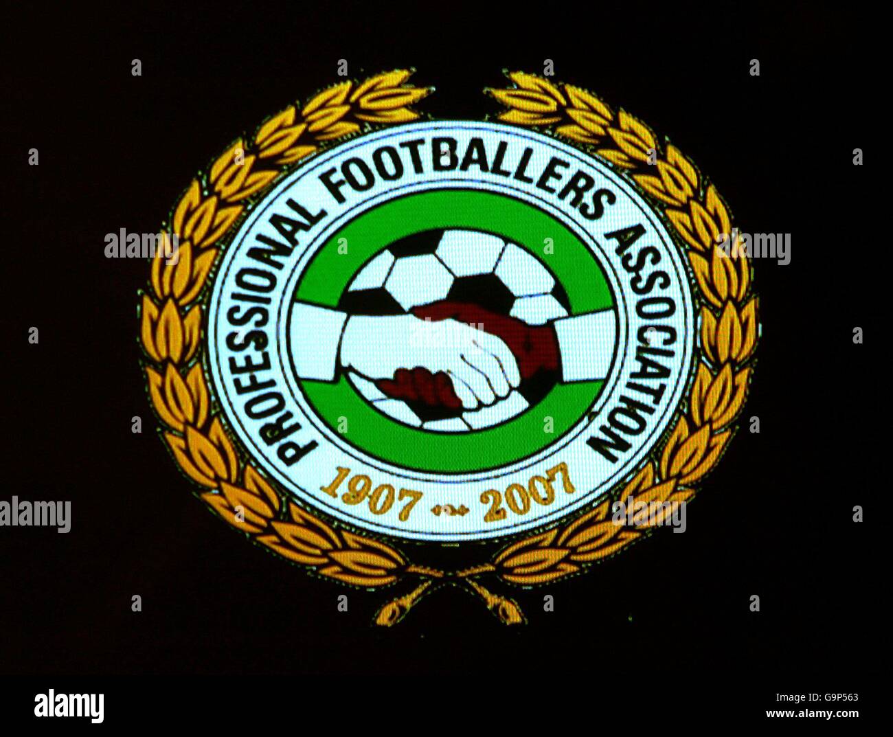 Community association signage hi-res stock photography and images - Alamy