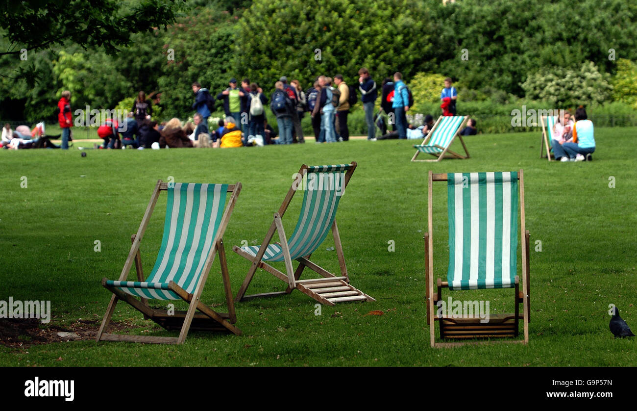 Da Vinci Code London walk. St James's park Stock Photo - Alamy