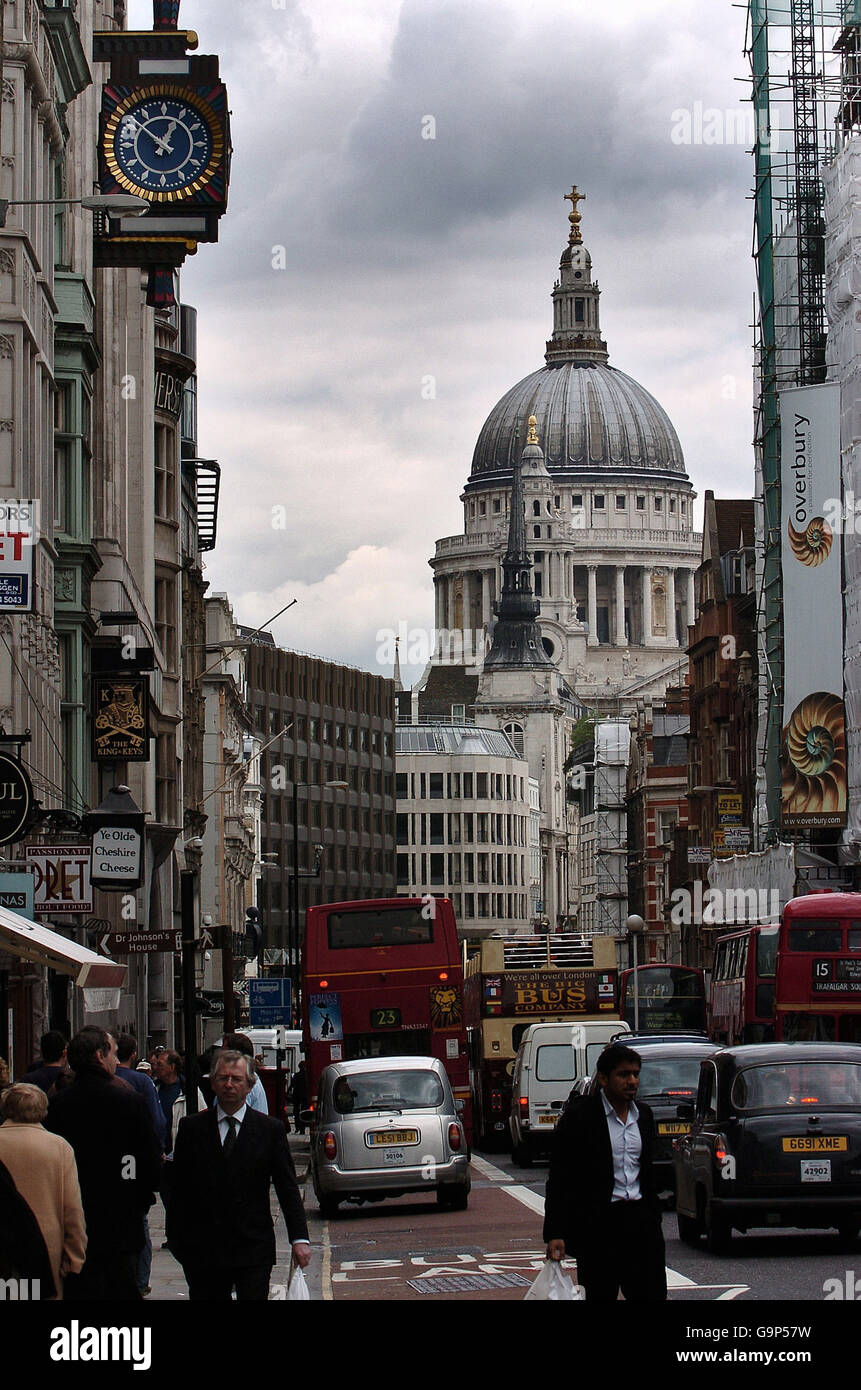 Buildings and Landmarks - Fleet Street Stock Photo - Alamy