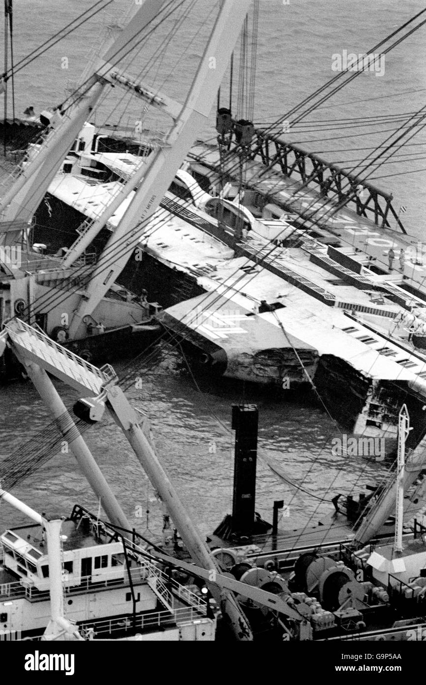 Zeebrugge disaster hi-res stock photography and images - Alamy