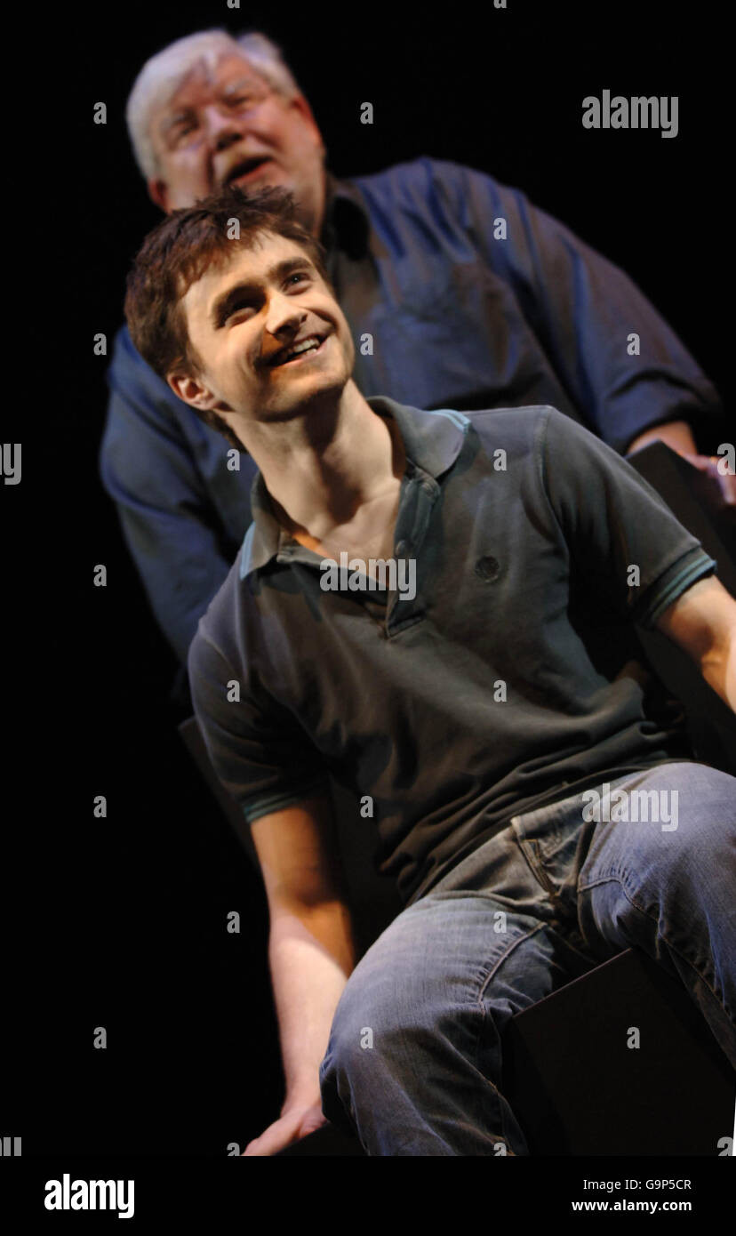 Daniel radcliffe equus hi-res stock photography and images - Alamy