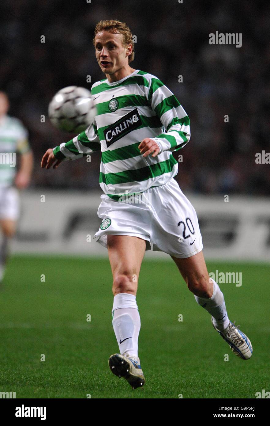 Soccer - UEFA Champions League - First Knockout Round - First Leg - Celtic v AC Milan - Celtic ...