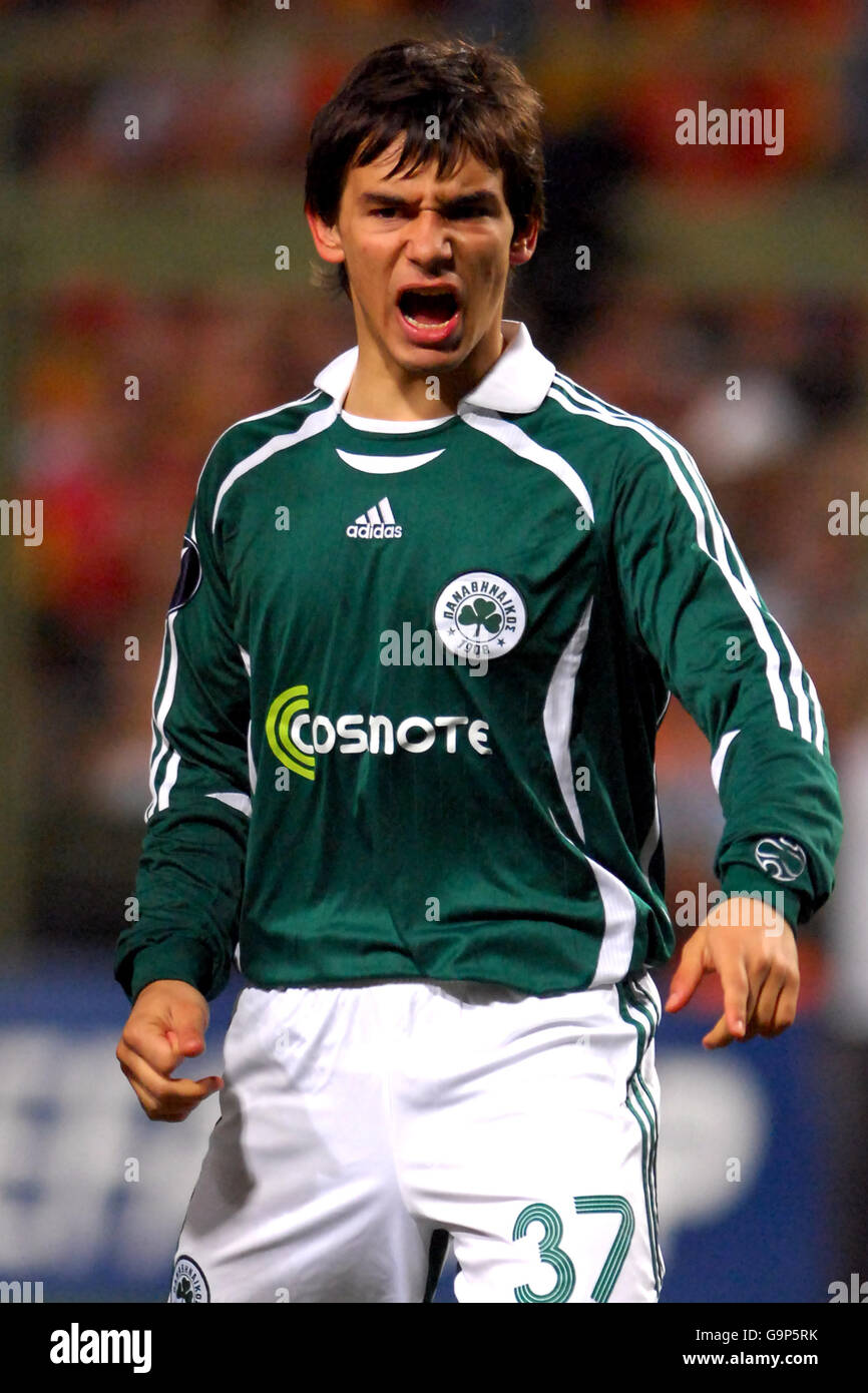 Soccer - UEFA Cup - Round of 32 - First Leg - Lens v Panathinaikos ...