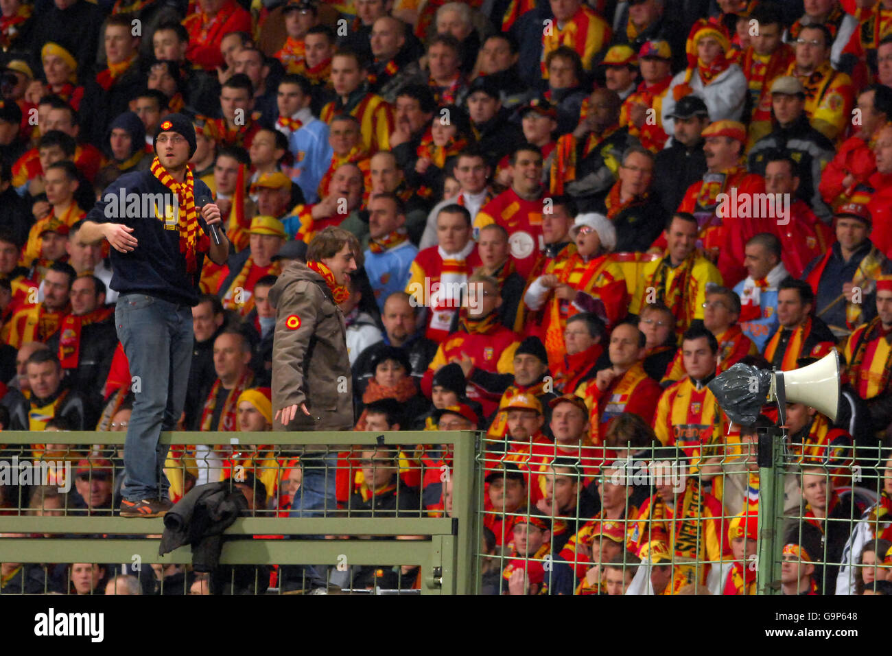 Soccer - UEFA Cup - Round of 32 - First Leg - Lens v Panathinaikos ...