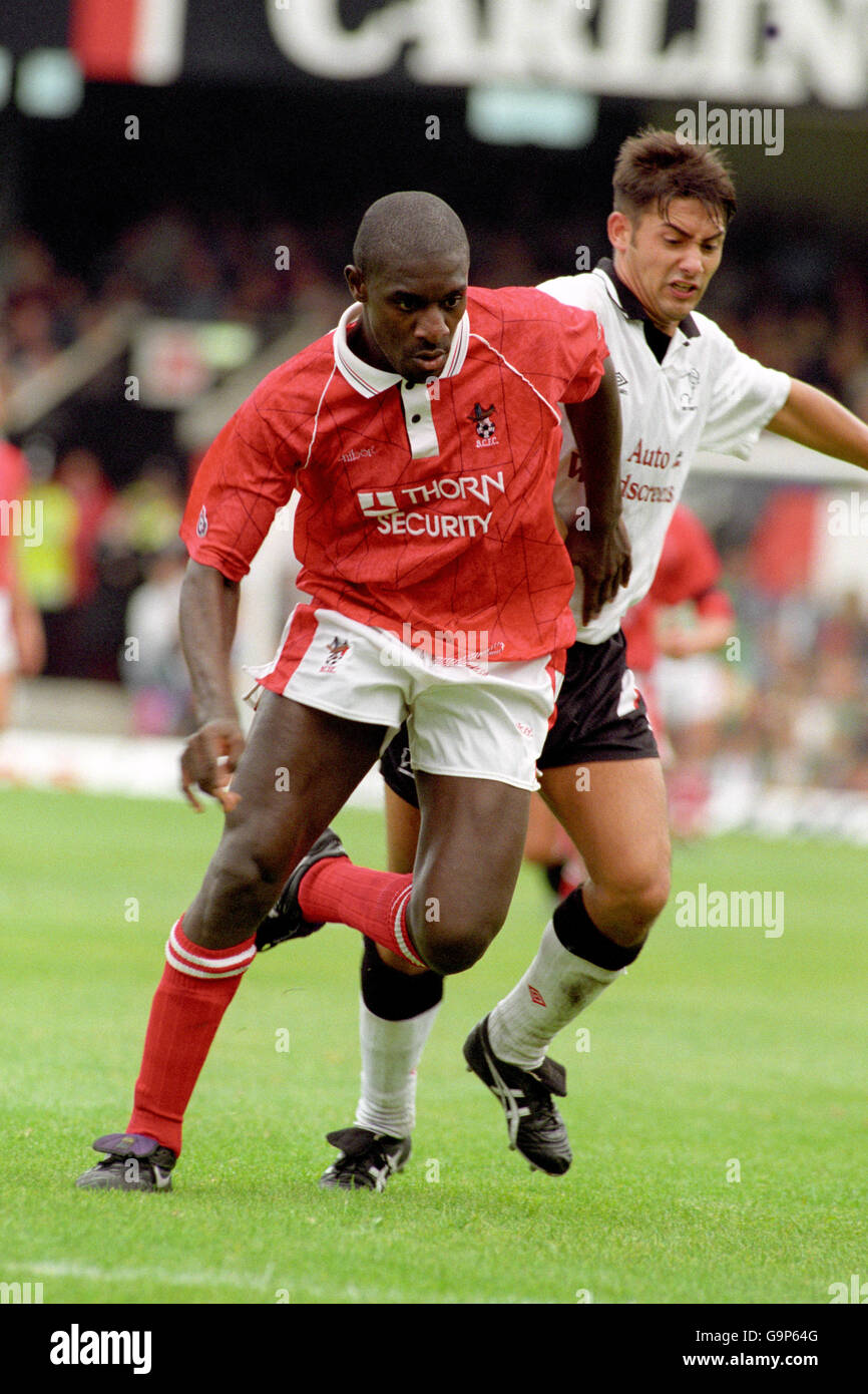 Wayne Allison High Resolution Stock Photography and Images - Alamy