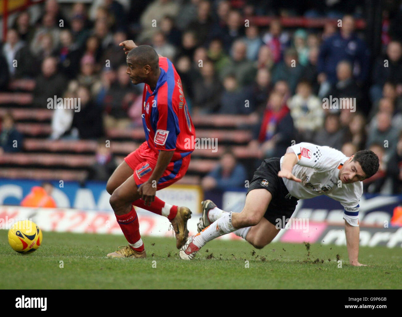 Crystal Palace's Clinton Morrison (left) and Luton Town's Steve ...
