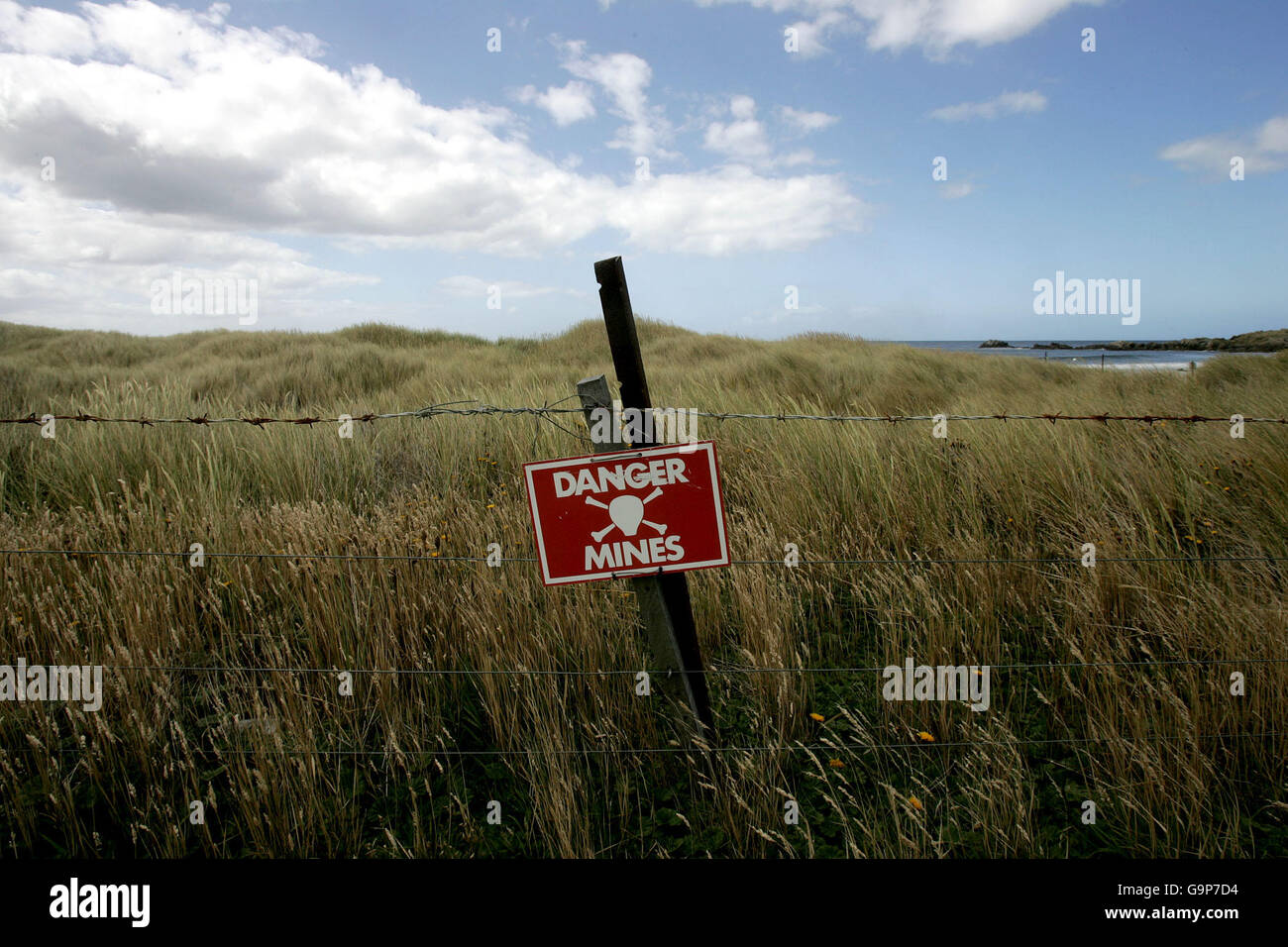 Minefields warning sign hi-res stock photography and images - Alamy