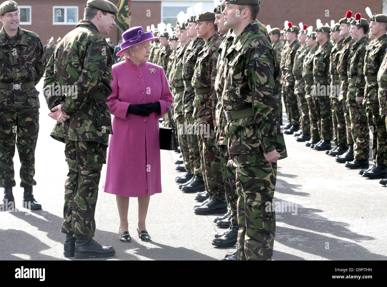Britain's Queen Elizabeth II visits 2nd Battalion The Royal Welsh ...
