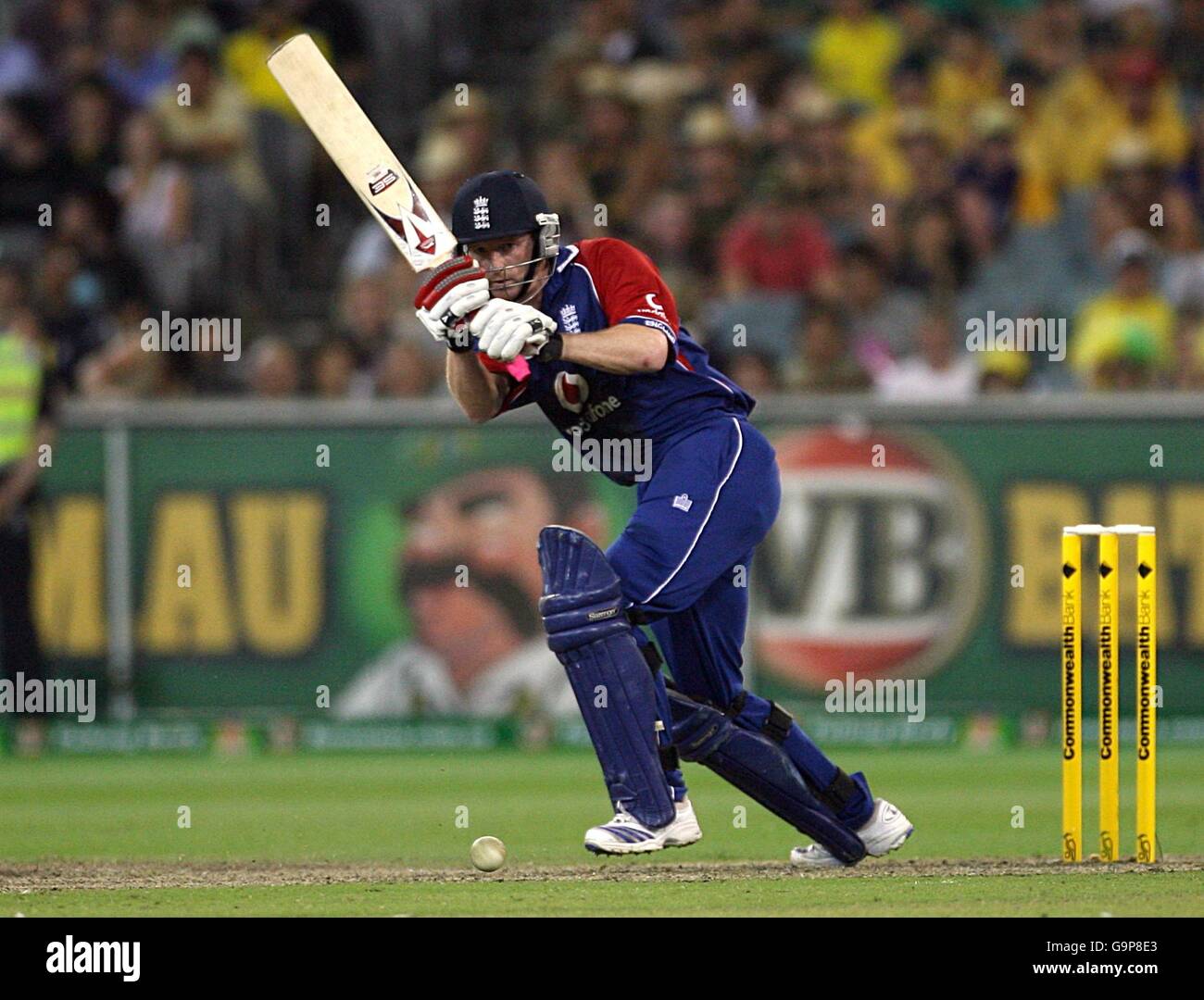 Cricket commonwealth bank series first final england v australia mcg hi ...