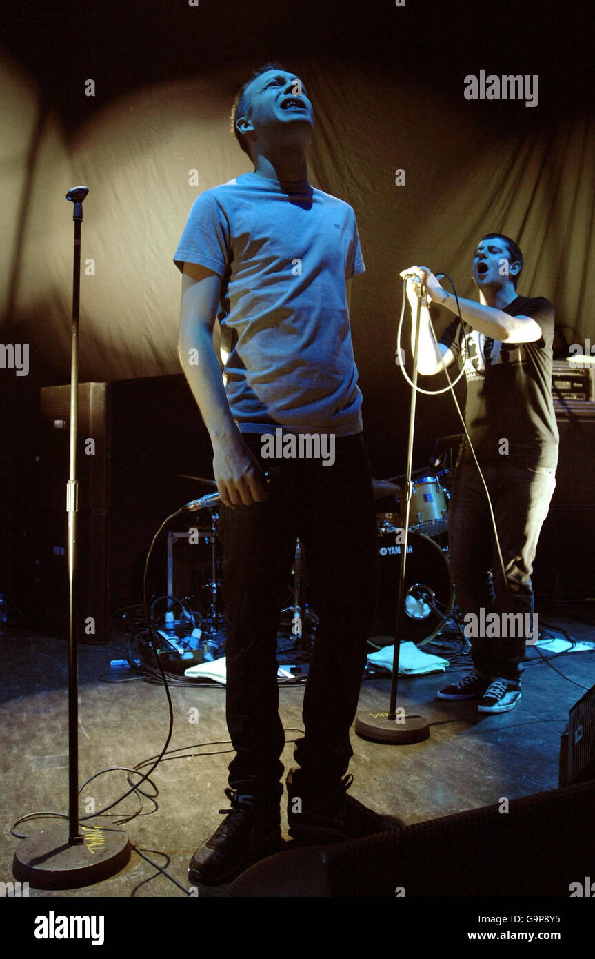 Twang in concert - London Stock Photo - Alamy