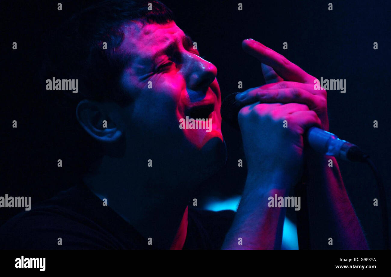 Twang in concert - London Stock Photo - Alamy