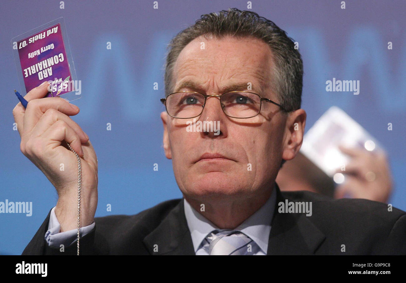 Sinn Fein policing spokesman Gerry Kelly votes during the party's Ard ...