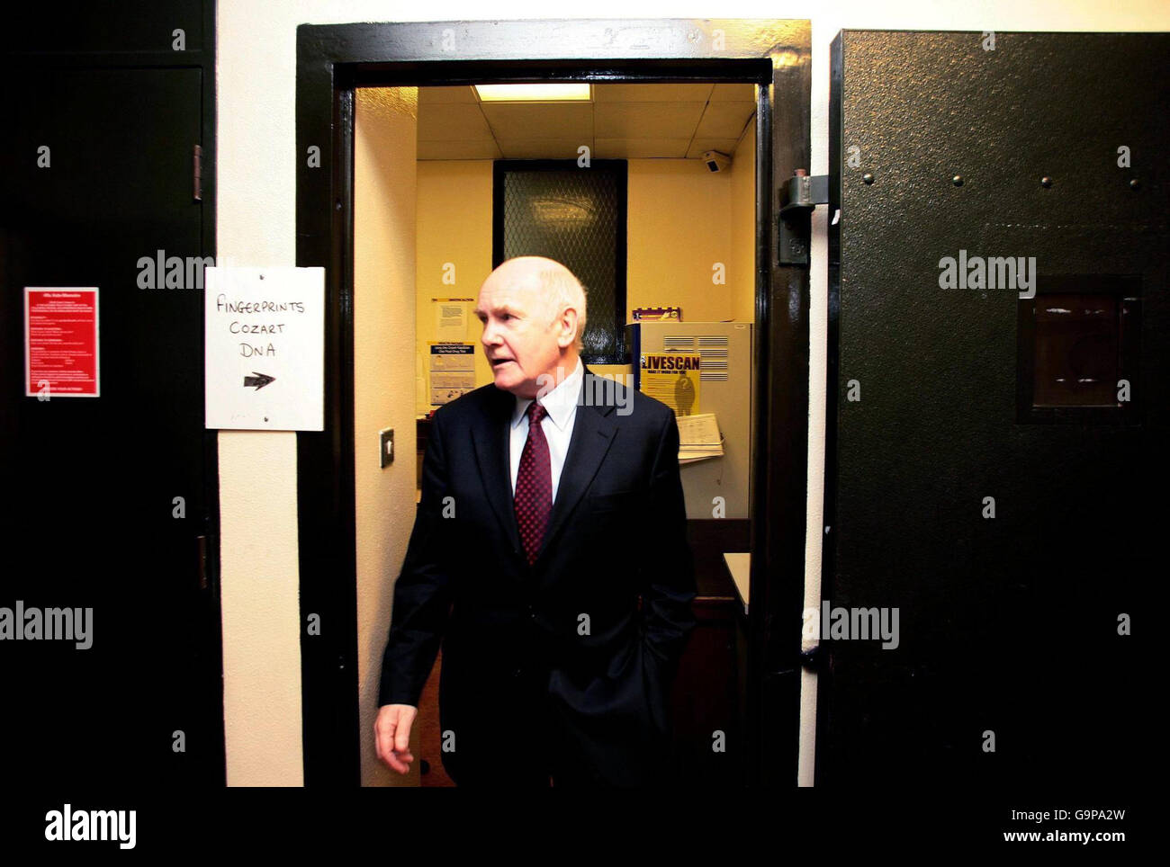 Electronic secretary hi-res stock photography and images - Alamy