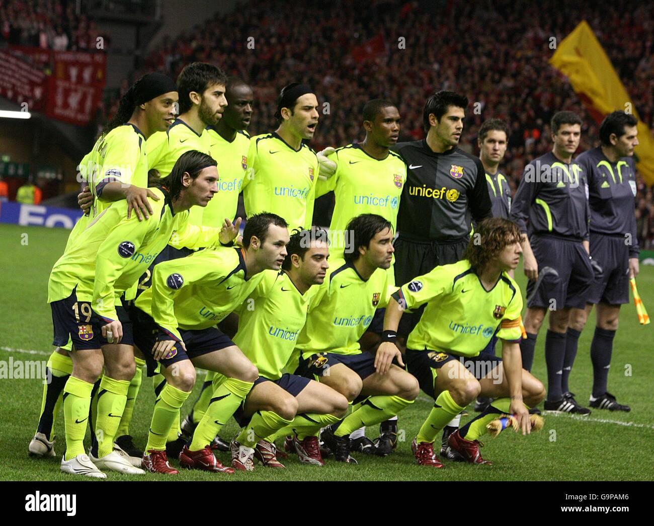 The liverpool team group before the uefa champions league hi-res stock ...